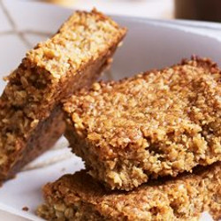 Cooked - Yummy Golden Syrup Flapjacks