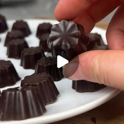 Cooked - Easy Hazelnut Chocolates- Vf/df